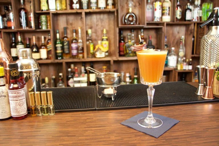 Lillet mischen – Fünf sonnige Cocktail-Rezepte für den Sommer - Banneke